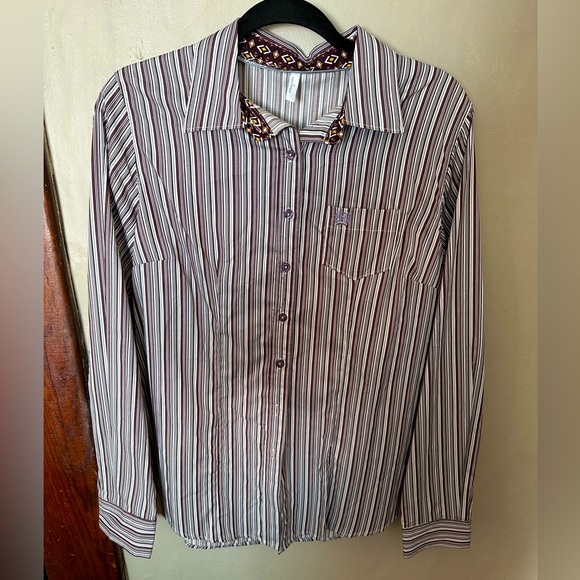 Cinch | Tops | Womans Cinch L Button Down | Poshmark